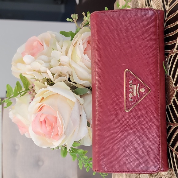 Prada | Bags | Authentic Prada Saffiano Wallet | Poshmark